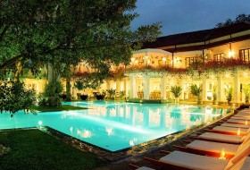 Mahaweli Reach Hotel in Kandy - Sri Lanka Travel